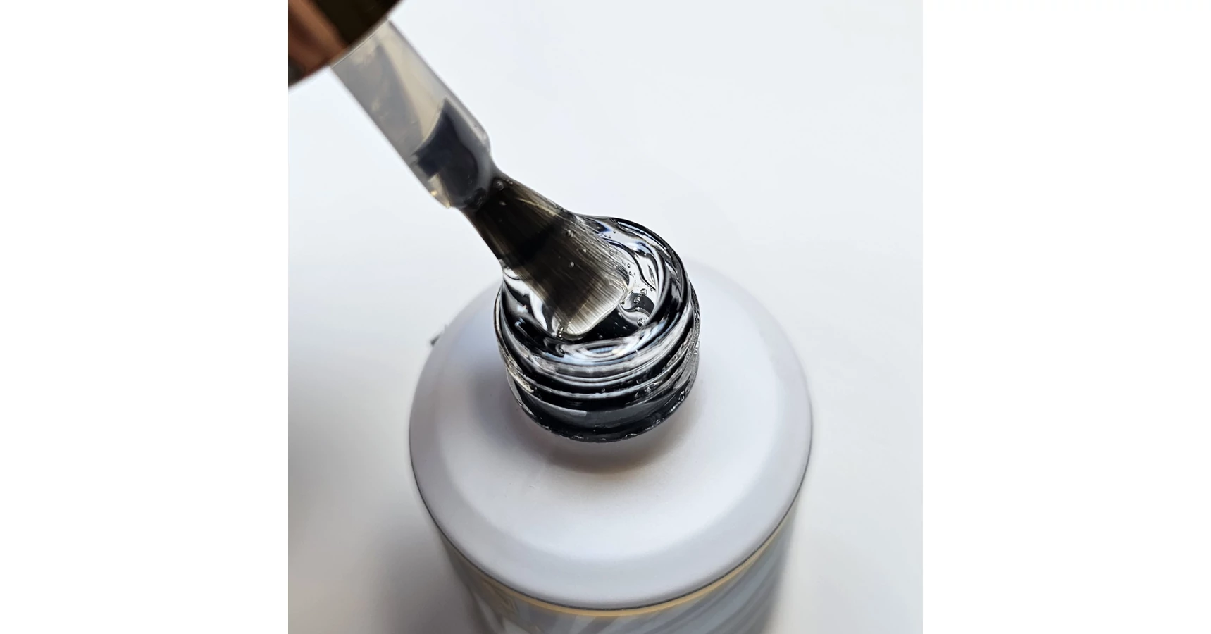 POWER GUM - Clear - NAILVANA - Professzionális műköröm alapanyagok