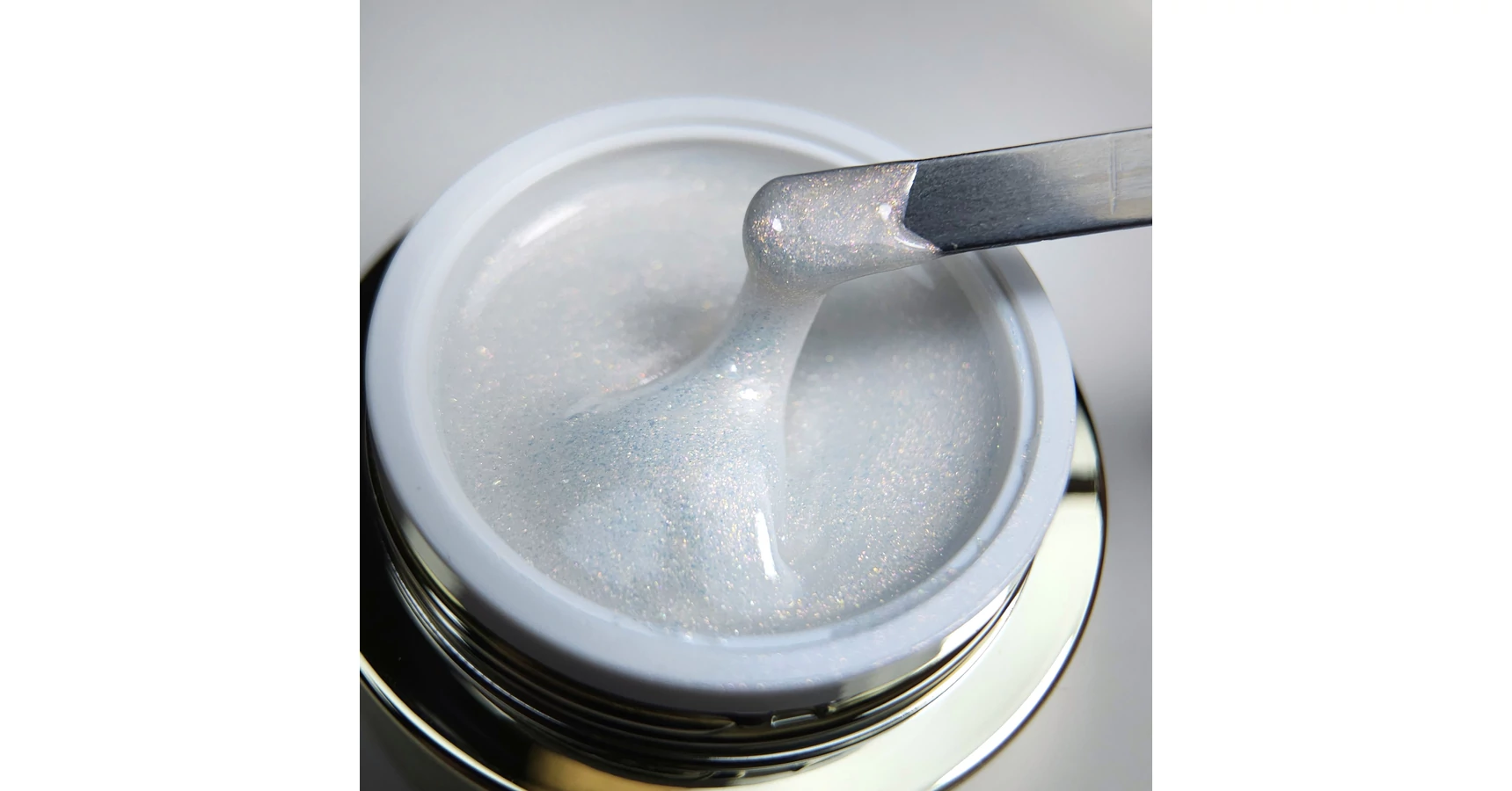 GLAM - Snow glow 15ml - NAILVANA - Professzionális műköröm alapanyagok